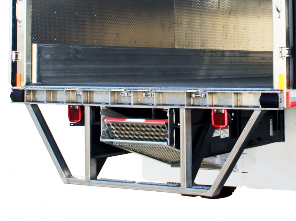 ICC 3/4 stainless steel bumper FRIO | Transit