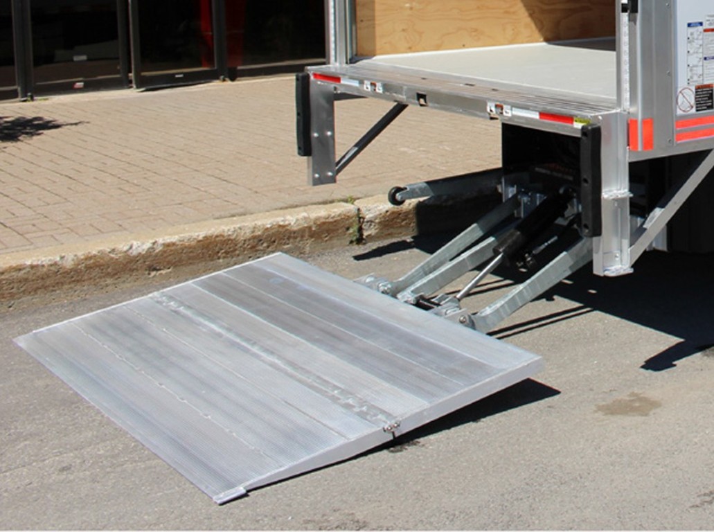 MAXON TE-20 STE liftgate | Transit