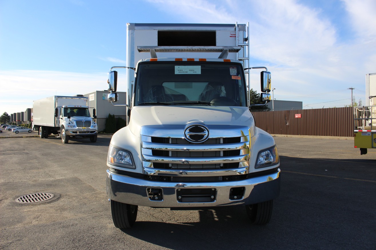 26' Arctik™ Truck body on Hino 358 | Transit